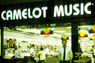 20 Defunct Retail Stores of the Past • Linkiest