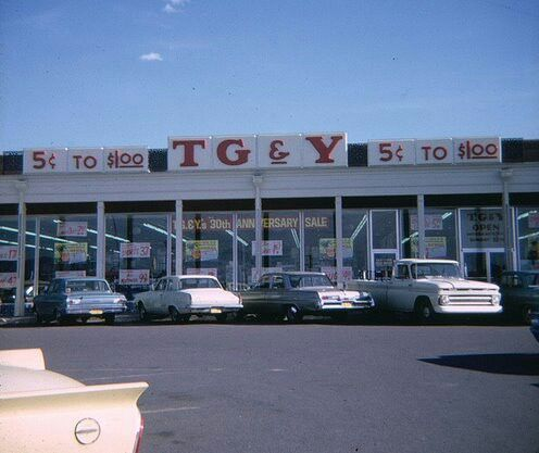 20 Defunct Retail Stores of the Past • Linkiest