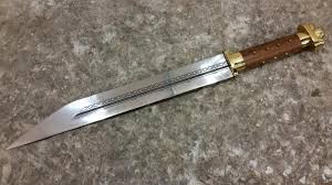 The 10 Most Dangerous Hand-to-Hand Weapons Ever Used in Battle • Linkiest